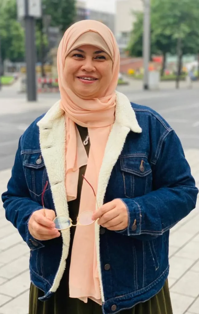 الدكتورة رسمية علي فهمي – للاستشارات الأسرية والنفسية